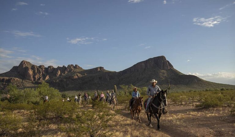Arizona Dude Ranch Vacation Destinations | DudeRanch.com